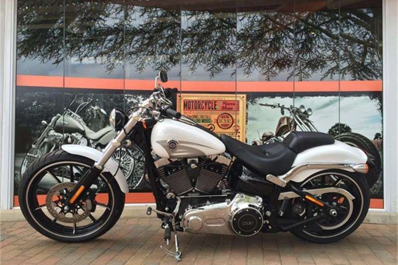 2016 Harley Davidson Softail Breakout