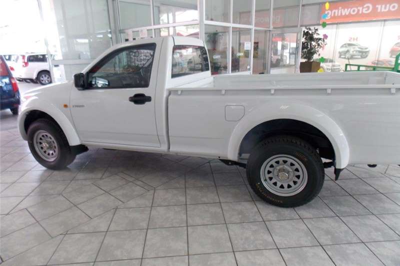 2017 GWM Steed 5 2.0WGT Single Cab Cars for sale in North West | R 199 ...