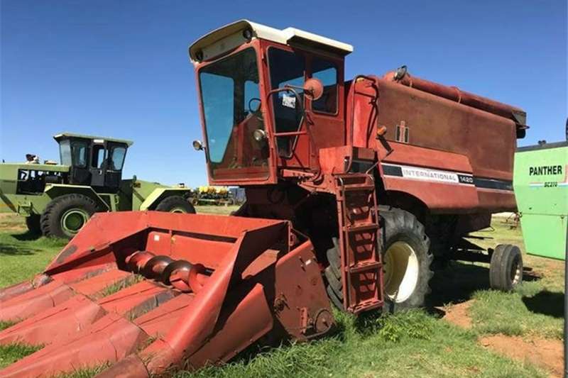 1420 Case/International Stroper. Forage harvesters Combine harvesters ...