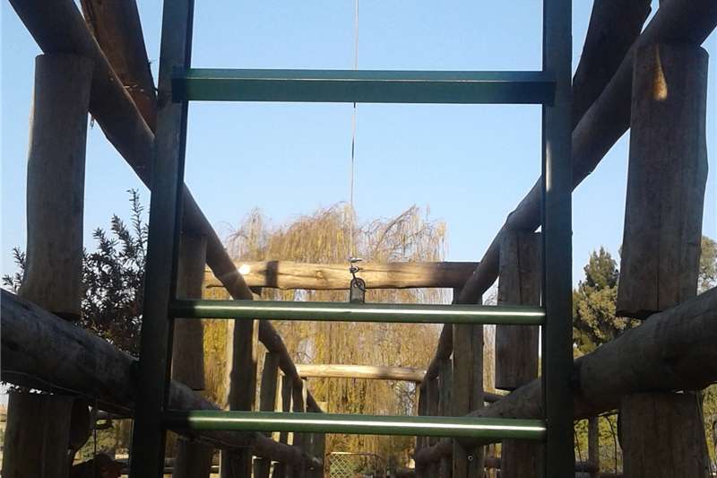 Neck Clamp Cattle Livestock for sale in Gauteng | R 4 000 on Agrimag