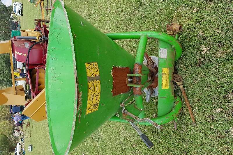 single spinner fertilizer spreader Fertiliser spreader Spreaders Farm ...