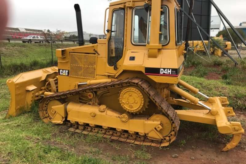1995 Caterpillar Caterpillar D4H Dozer Dozers Machinery for sale in ...