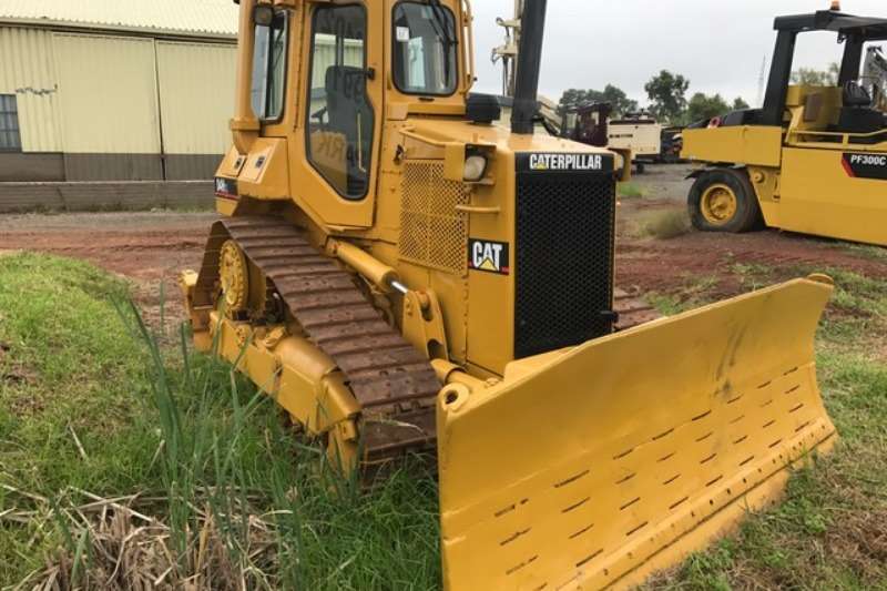 1995 Caterpillar Caterpillar D4H Dozer Dozers Machinery for sale in ...