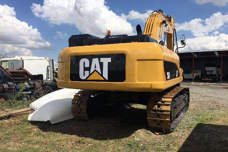 2012 Caterpillar 2012 CAT 330D Excavators Machinery for sale in Gauteng ...