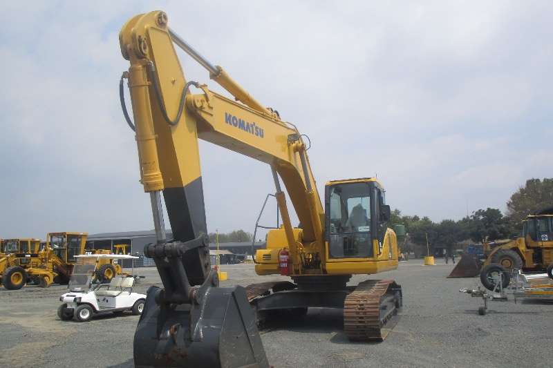 2004 Komatsu PC220 7 Excavators for sale in Gauteng on Agrimag