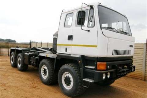 1990 Leyland-DAF Leyland DAF 8x6 Truck Hooklift Loadbody Truck Trucks ...