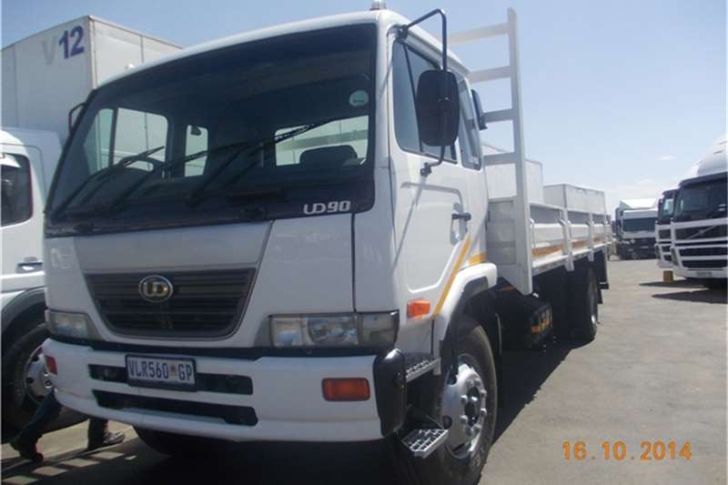 2006 Nissan NISSAN 8 TONNE TRUCKS Dropside Truck Trucks for sale in ...