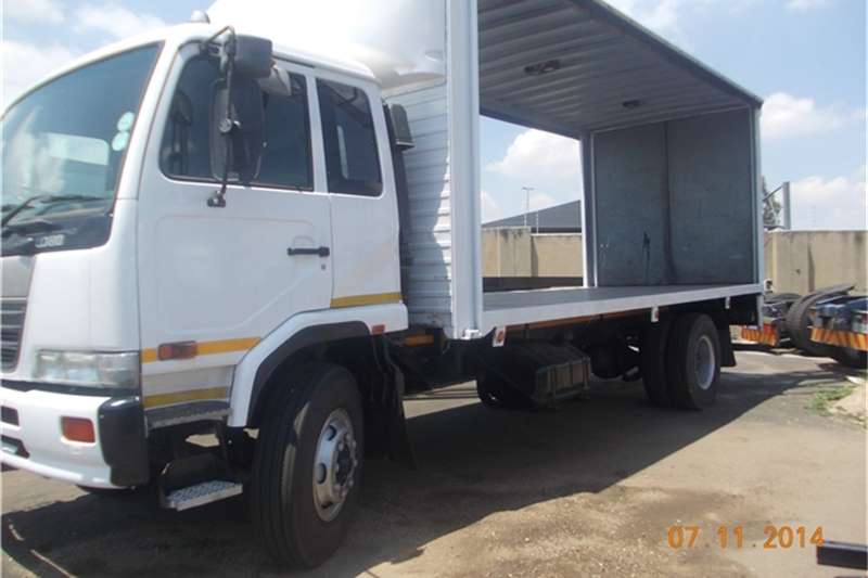 2006 Nissan NISSAN 8 TONNE TRUCKS Dropside Truck Trucks for sale in ...