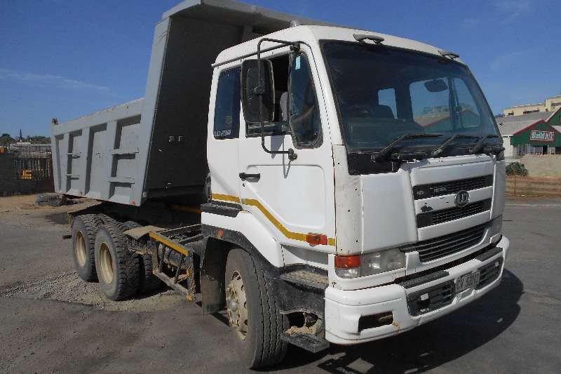 2004 Nissan Nissan UD290 Tipper Truck Trucks for sale in Western Cape ...