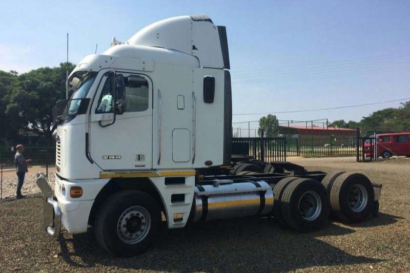 2010 Freightliner Freightliner Argosy 90 CAT C15 515 Double axle Truck ...