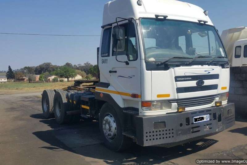 2007 Nissan UD 440 double axle Truck-Tractor Trucks for sale in Gauteng ...