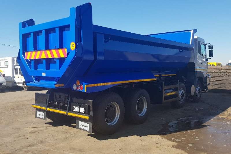 2018 UD UD Quester 8x4 16/18 cube Tipper!! Tipper Truck Trucks for sale ...